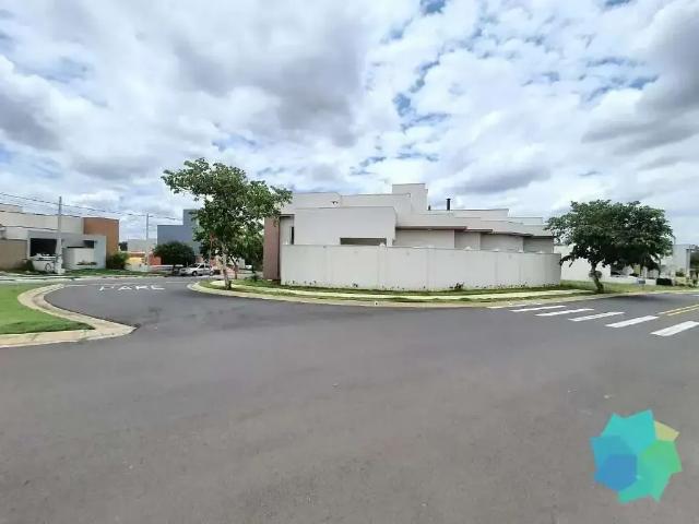 Casa / Sobrado para Venda em Salto/SP Itapecerica 3 Quartos