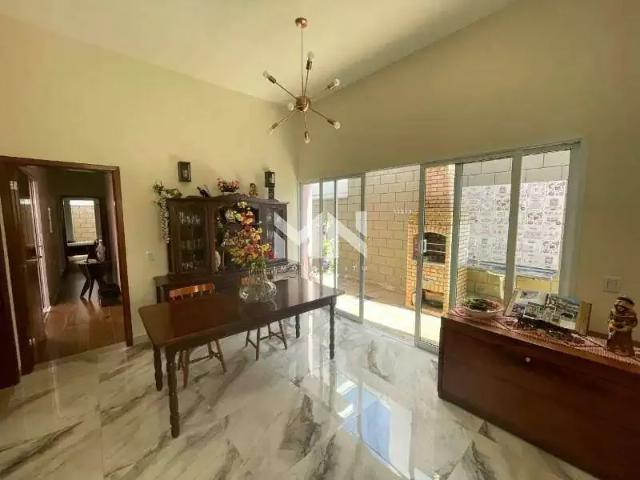 Casa / Sobrado para Venda em Salto/SP Jardim Guarujá 3 Quartos
