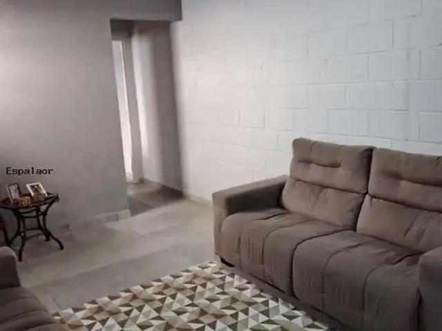 Casa / Sobrado para Venda em Salto/SP Jardim São Judas Tadeu 3 Quartos