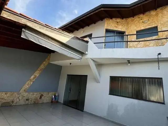Casa / Sobrado para Venda em Salto/SP Jardim Santa Marta 3 Quartos