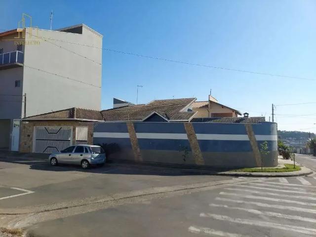 Casa / Sobrado para Venda em Salto/SP Jardim Santa Marta 3 Quartos