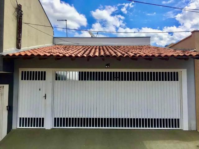 Casa / Sobrado para Venda em Salto/SP Jardim Santa Rita 3 Quartos
