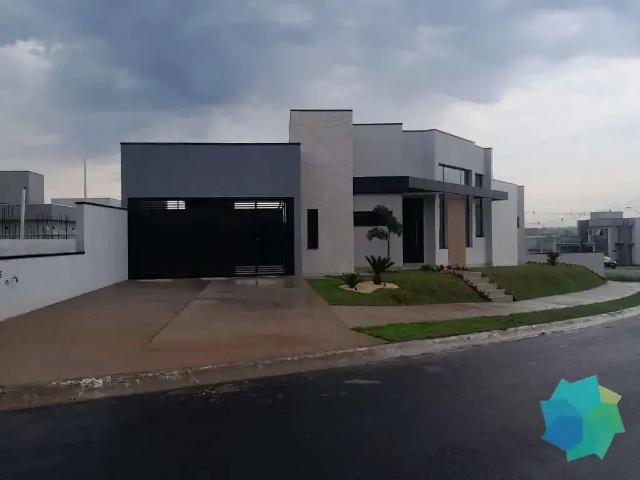 Casa / Sobrado para Venda em Salto/SP Residencial Lagos D'Icaraí 3 Quartos