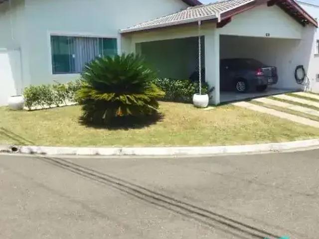 Casa / Sobrado para Venda em Salto/SP Residencial Lagos D'Icaraí 3 Quartos