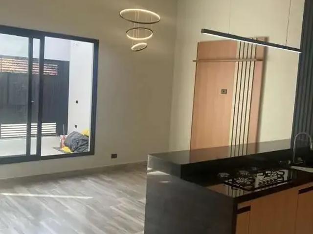 Casa / Sobrado para Venda em Salto/SP Vila Flora 3 Quartos