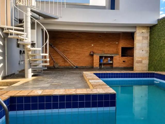 Casa / Sobrado para Venda em Salto/SP Vila São Francisco 3 Quartos