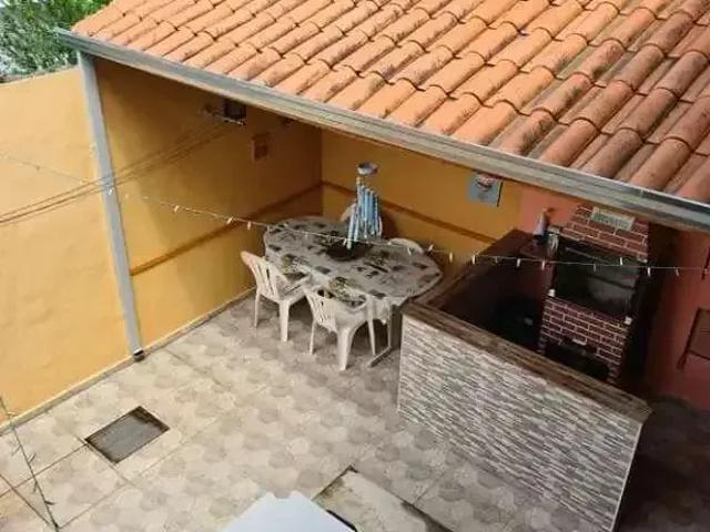 Casa / Sobrado para Venda em Salto/SP Vila Romão 4 Quartos