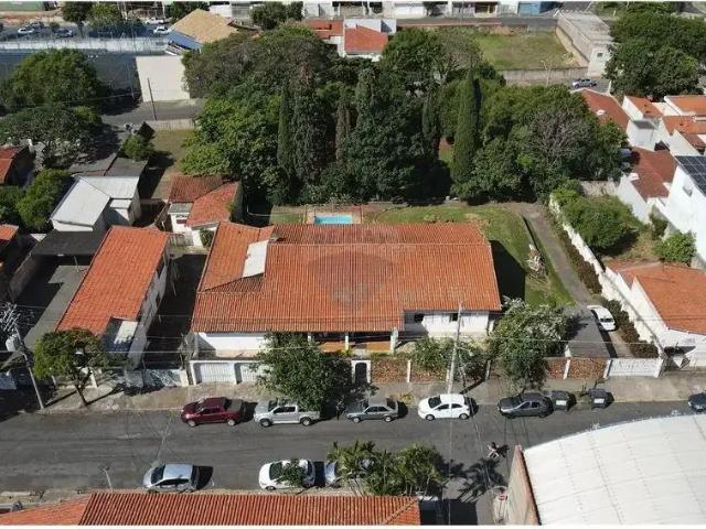 Casa / Sobrado para Venda em Salto/SP Vila Teixeira 3 Quartos