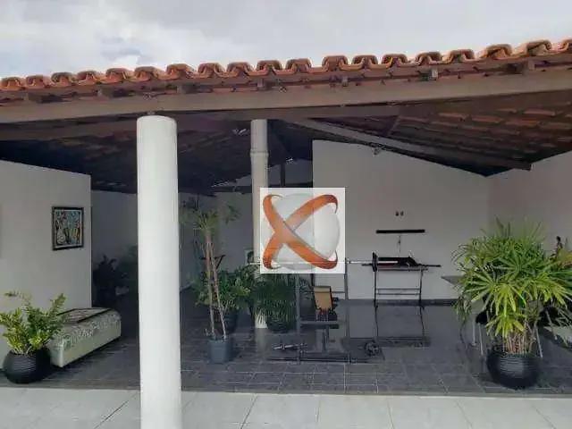 Casa / Sobrado para Venda em Salvador/BA Matatu 5 Quartos