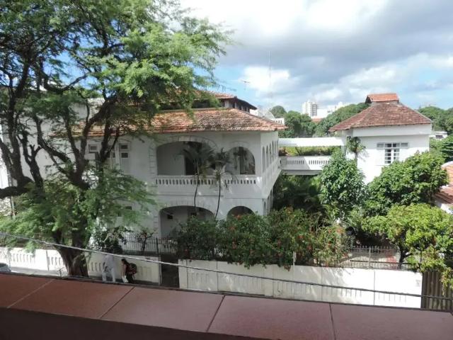 Casa / Sobrado para Venda em Salvador/BA Matatu 6 Quartos