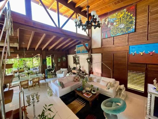 Casa / Sobrado para Venda em Salvador/BA Alphaville I 4 Quartos