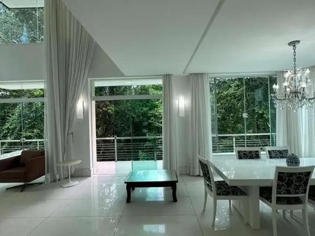 Casa / Sobrado para Venda em Salvador/BA Alphaville I 4 Quartos