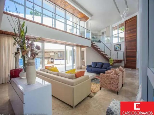 Casa / Sobrado para Venda em Salvador/BA Alphaville I 5 Quartos