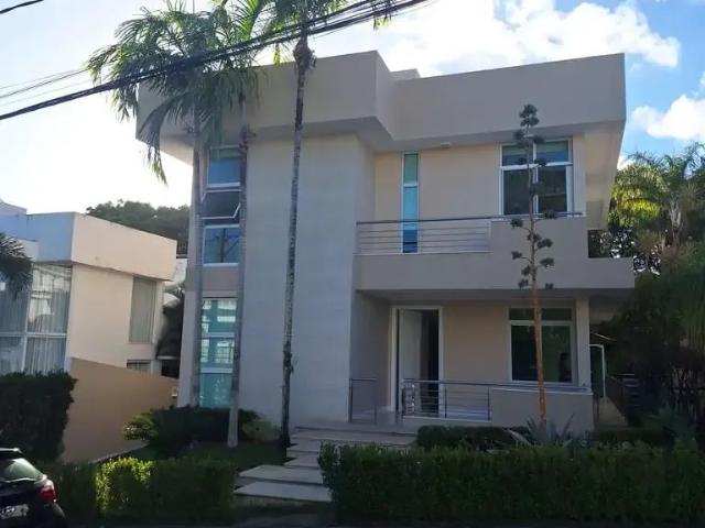 Casa / Sobrado para Venda em Salvador/BA Alphaville I 5 Quartos