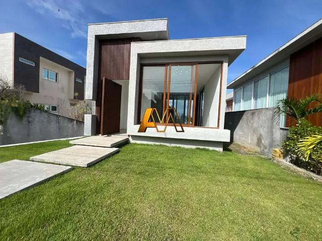 Casa / Sobrado para Venda em Salvador/BA Alphaville II 4 Quartos