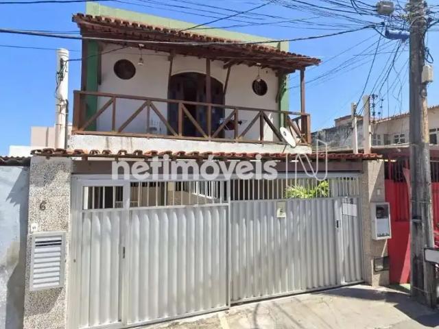 Casa / Sobrado para Venda em Salvador/BA Amaralina 3 Quartos