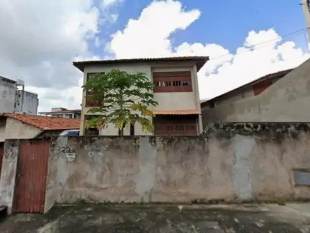 Casa / Sobrado para Venda em Salvador/BA Armação 5 Quartos
