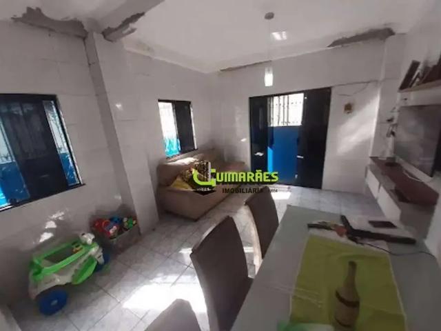 Casa / Sobrado para Venda em Salvador/BA Calçada 2 Quartos