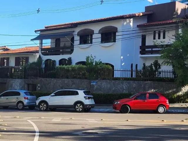 Casa / Sobrado para Venda em Salvador/BA Caminho das Árvores 4 Quartos