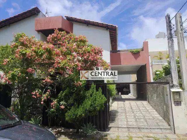 Casa / Sobrado para Venda em Salvador/BA Caminho das Árvores 6 Quartos