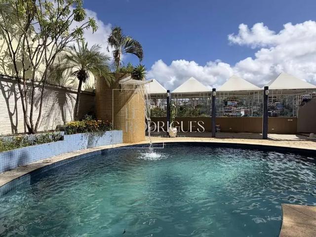 Casa / Sobrado para Venda em Salvador/BA Candeal 5 Quartos