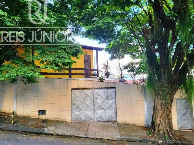 Casa / Sobrado para Venda em Salvador/BA Federação 6 Quartos