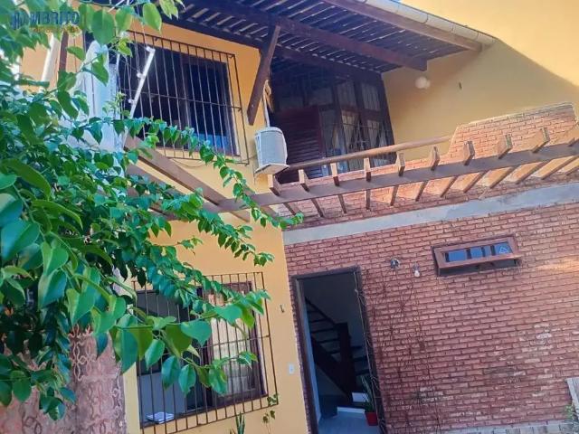 Casa / Sobrado para Venda em Salvador/BA Itapuã 2 Quartos