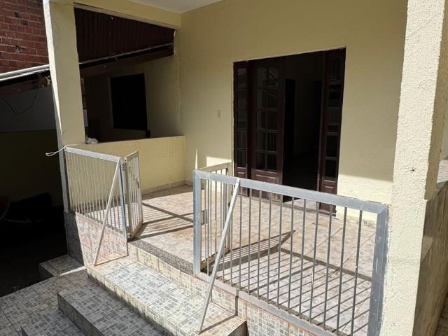 Casa / Sobrado para Venda em Salvador/BA Itapuã 3 Quartos
