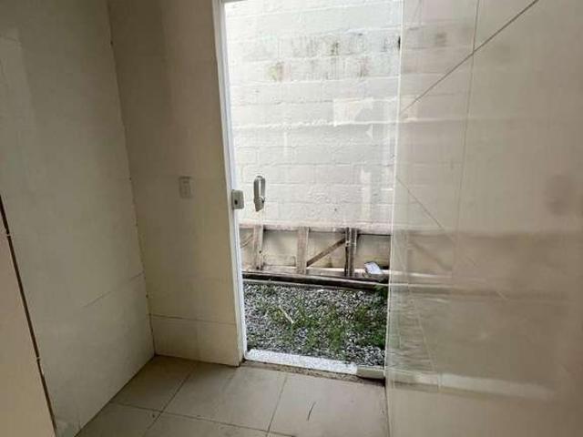 Casa / Sobrado para Venda em Salvador/BA Itapuã 4 Quartos