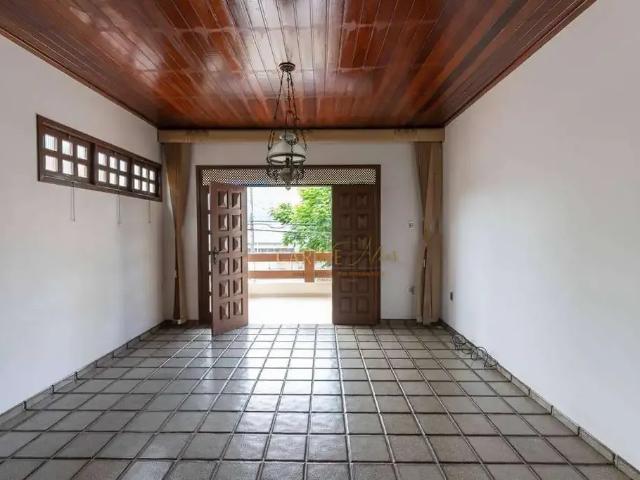 Casa / Sobrado para Venda em Salvador/BA Itapuã 5 Quartos