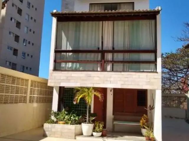 Casa / Sobrado para Venda em Salvador/BA Jardim Armação 6 Quartos