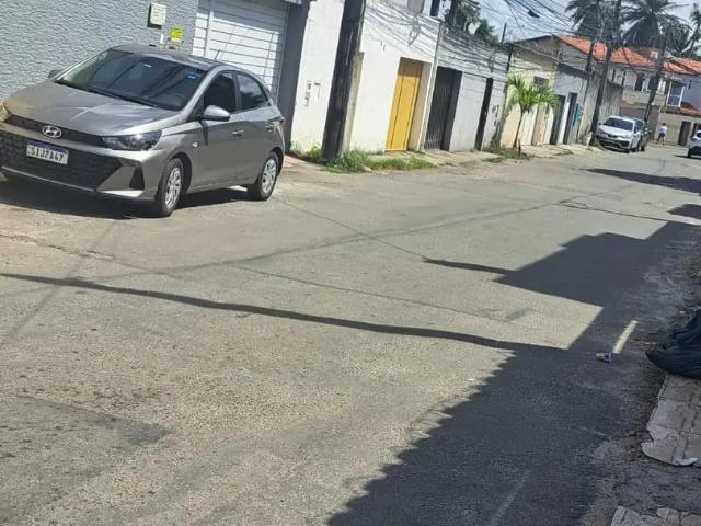 Casa / Sobrado para Venda em Salvador/BA Jardim das Margaridas 2 Quartos