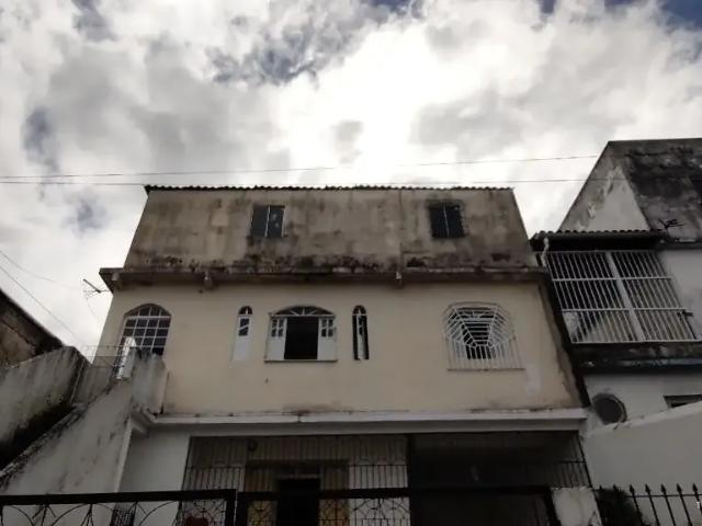 Casa / Sobrado para Venda em Salvador/BA Paripe 3 Quartos