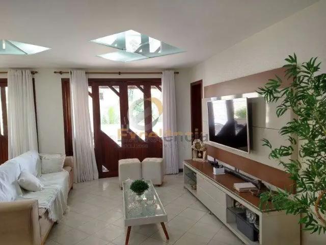Casa / Sobrado para Venda em Salvador/BA Patamares 5 Quartos