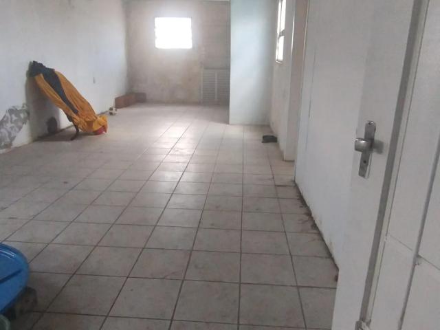Casa / Sobrado para Venda em Salvador/BA Pau Miúdo 4 Quartos
