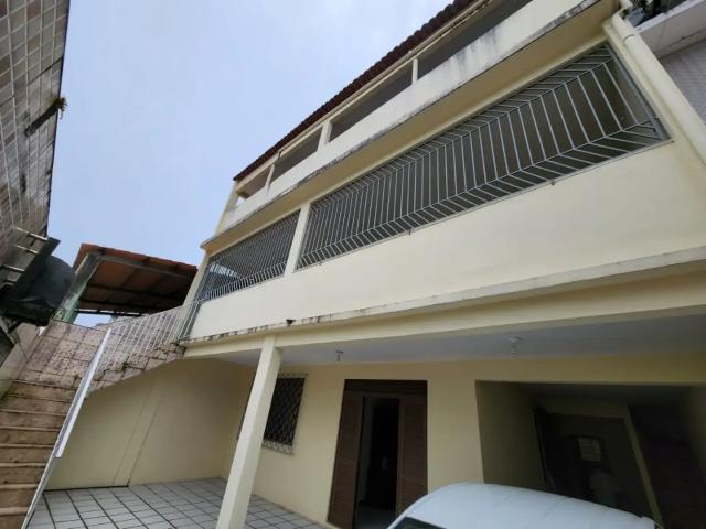 Casa / Sobrado para Venda em Salvador/BA Pernambués 4 Quartos
