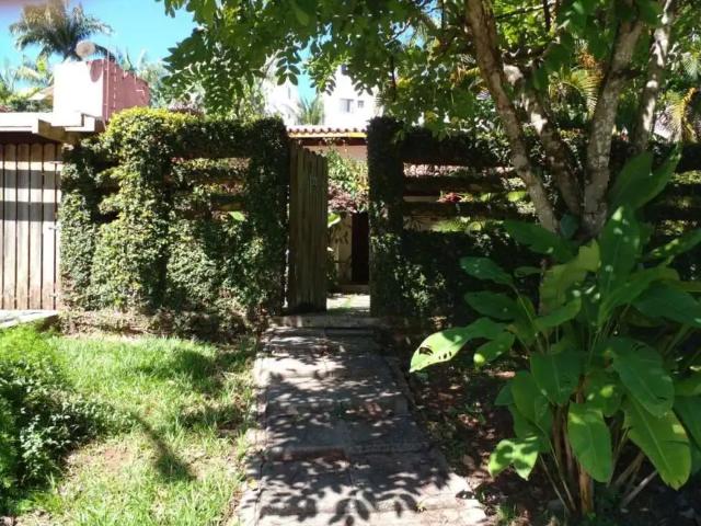 Casa / Sobrado para Venda em Salvador/BA Piatã 4 Quartos