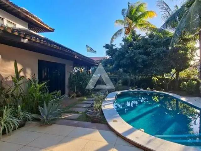 Casa / Sobrado para Venda em Salvador/BA Piatã 5 Quartos