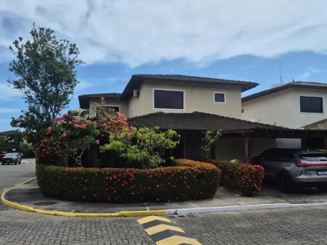 Casa / Sobrado para Venda em Salvador/BA Piatã 5 Quartos