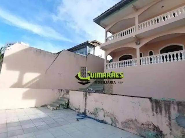 Casa / Sobrado para Venda em Salvador/BA Pituaçu 4 Quartos