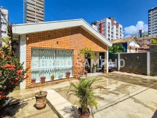 Casa / Sobrado para Venda em Salvador/BA Pituba 5 Quartos