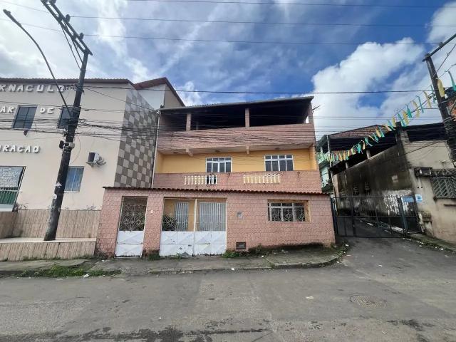 Casa / Sobrado para Venda em Salvador/BA São Caetano 4 Quartos
