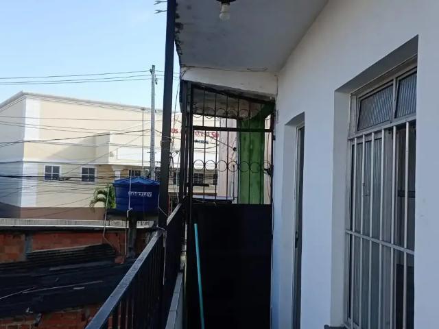 Casa / Sobrado para Venda em Salvador/BA Tancredo Neves 2 Quartos