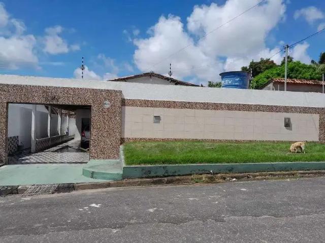 Casa / Sobrado para Venda em Salinópolis/PA Centro 7 Quartos
