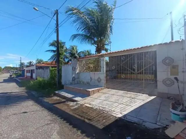 Casa / Sobrado para Venda em Salinópolis/PA Centro 2 Quartos