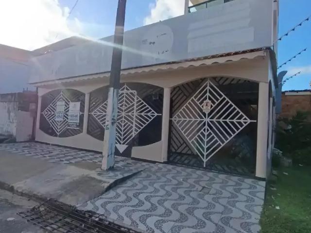 Casa / Sobrado para Venda em Salinópolis/PA Centro 3 Quartos