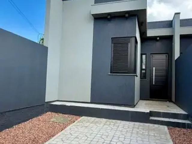 Casa / Sobrado para Venda em Sapucaia do Sul/RS Camboim 2 Quartos