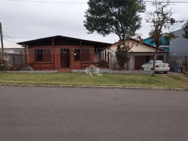 Casa / Sobrado para Venda em Sapucaia do Sul/RS Camboim 3 Quartos