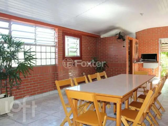 Casa / Sobrado para Venda em Sapucaia do Sul/RS Dihel 5 Quartos