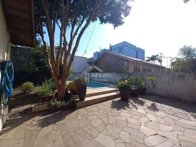 Casa / Sobrado para Venda em Sapucaia do Sul/RS Getúlio Vargas 4 Quartos